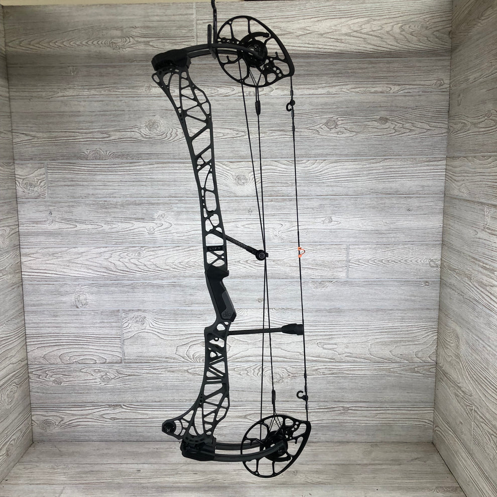 Used Mathews Lift X 33 Shale Right Hand with ultra view grip ...