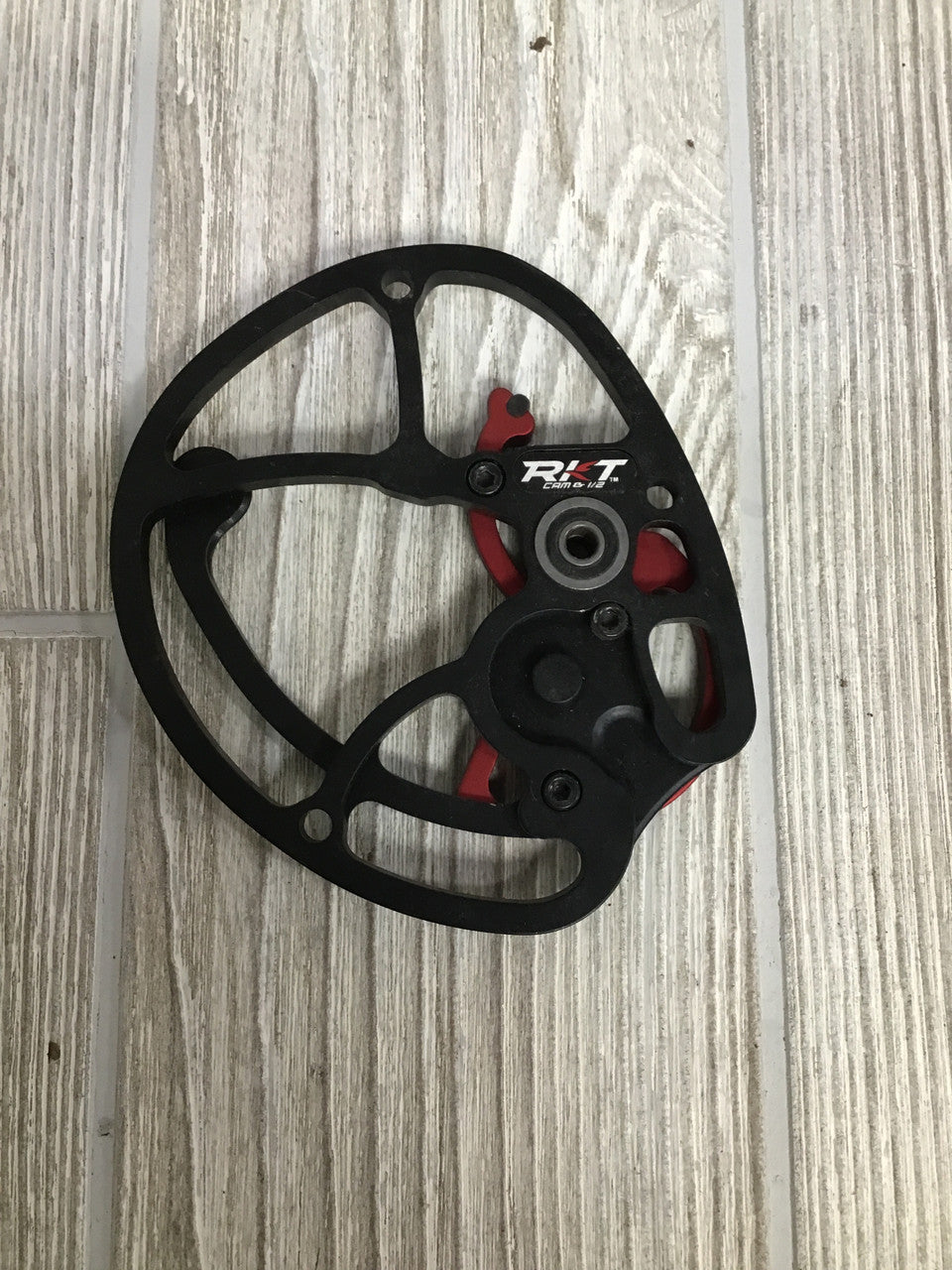 Used Hoyt Carbon Element RKT Top Right/Bottom Left Cam - Used Compound ...