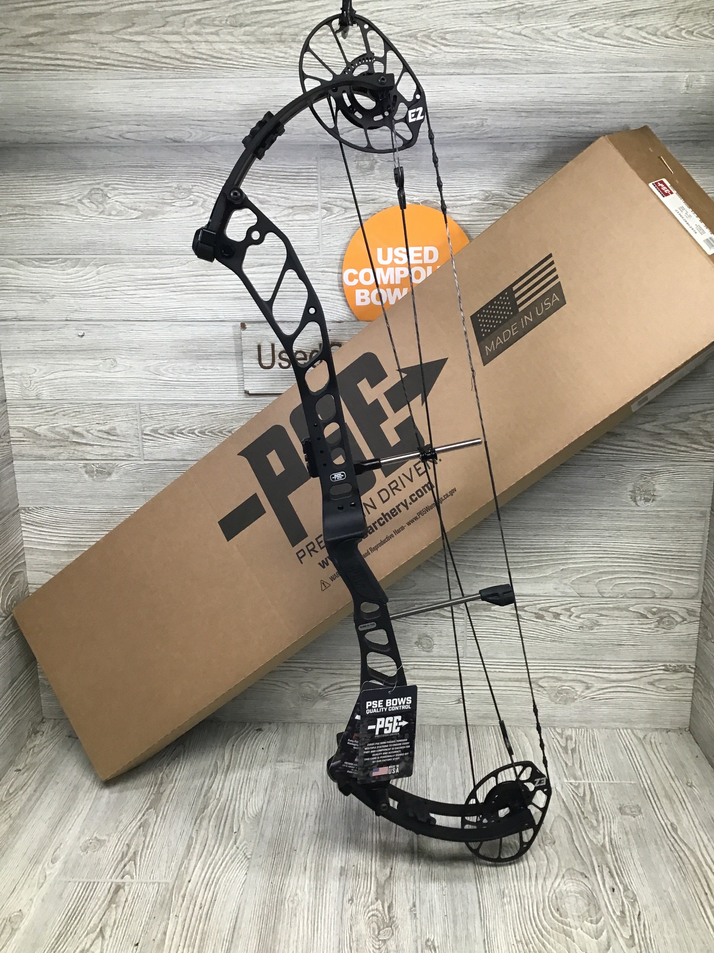 NEW IN BOX W/Warranty PSE Shootdown Pro E2 70# RH Black Target Bow ...